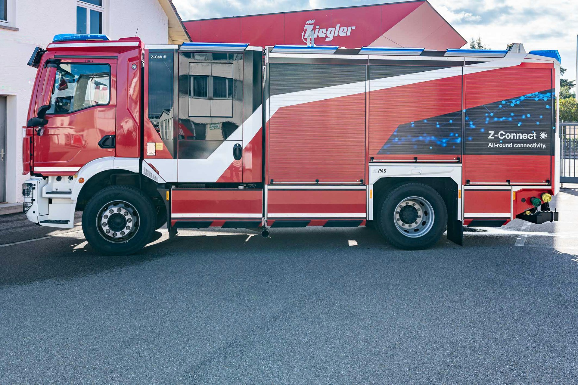 ZIEGLER HLF 20 to the fire department Weil am Rhein — ZIEGLER ...