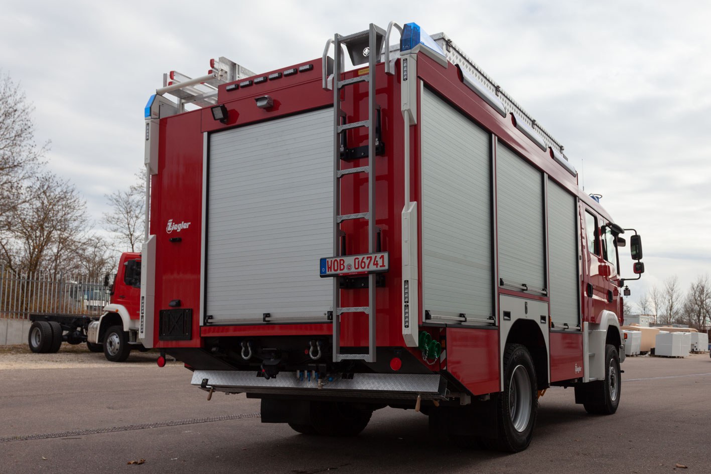ZIEGLER TLF 3000 an die FF Wolfsburg — ZIEGLER Feuerwehrfahrzeuge