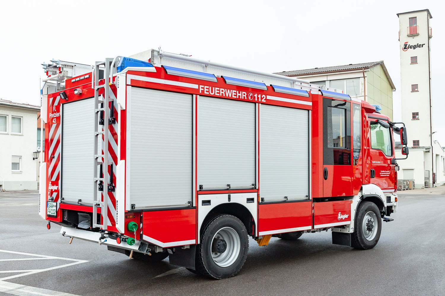 ZIEGLER HLF 10 an die Feuerwehr Magdeburg FF Salzwedel — ZIEGLER ...