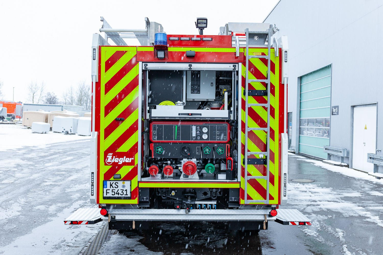 ZIEGLER LF 10 KatS to the fire department of Baunatal — ZIEGLER ...