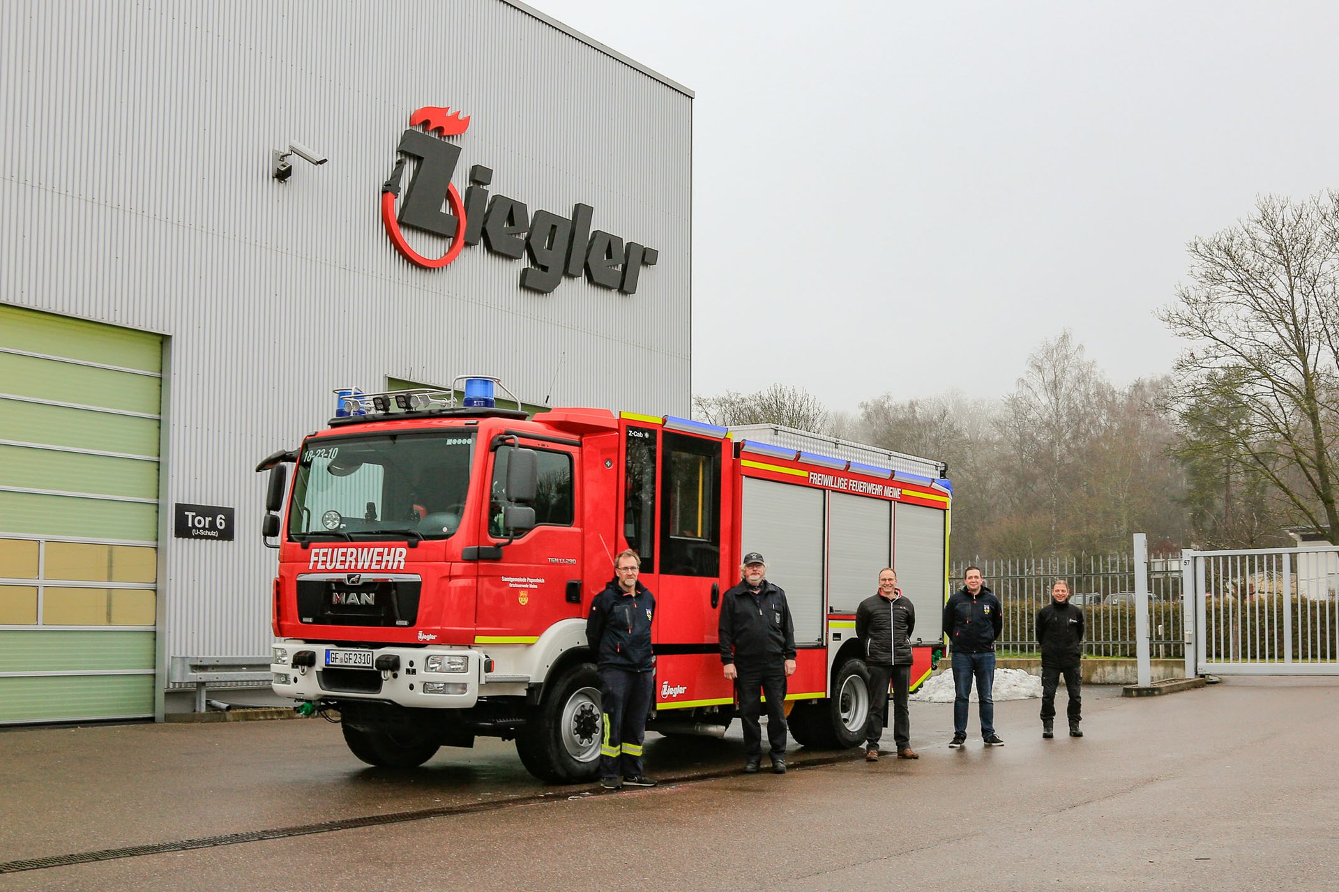 ZIEGLER TLF 3000 an die FF Meine — ZIEGLER Feuerwehrfahrzeuge