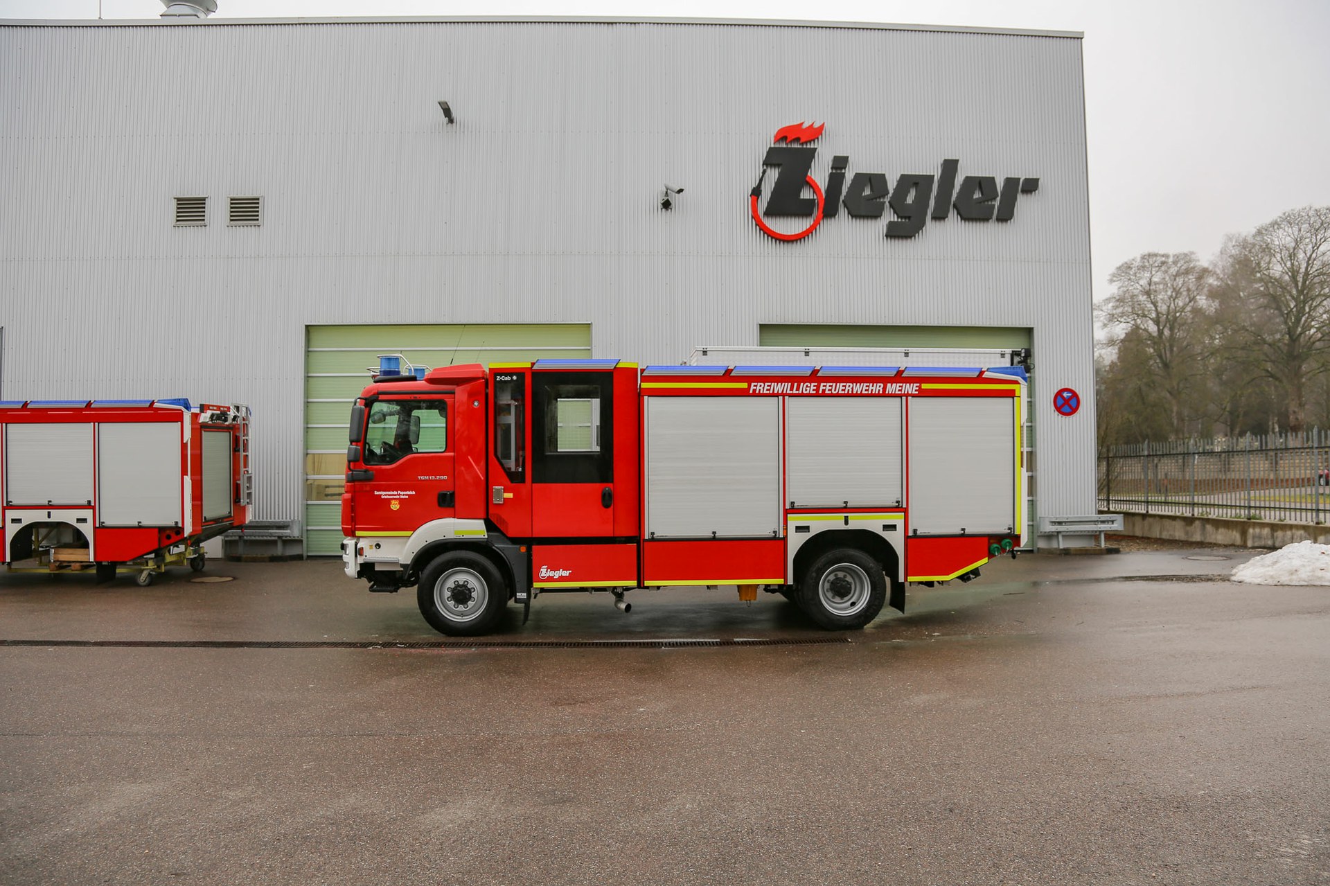 ZIEGLER TLF 3000 an die FF Meine — ZIEGLER Feuerwehrfahrzeuge