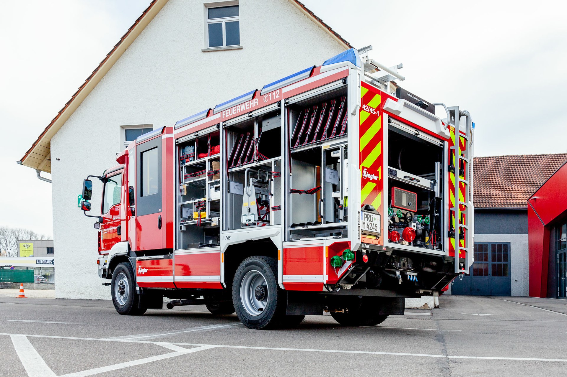 ZIEGLER HLF 10 to the fire department of Prüm Schönecken — ZIEGLER ...