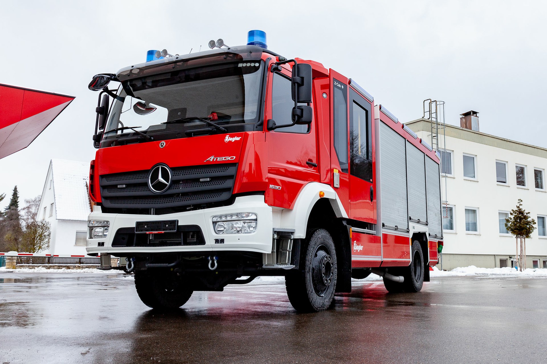 ZIEGLER HLF 20 to the fire department of Bentfeld — ZIEGLER ...
