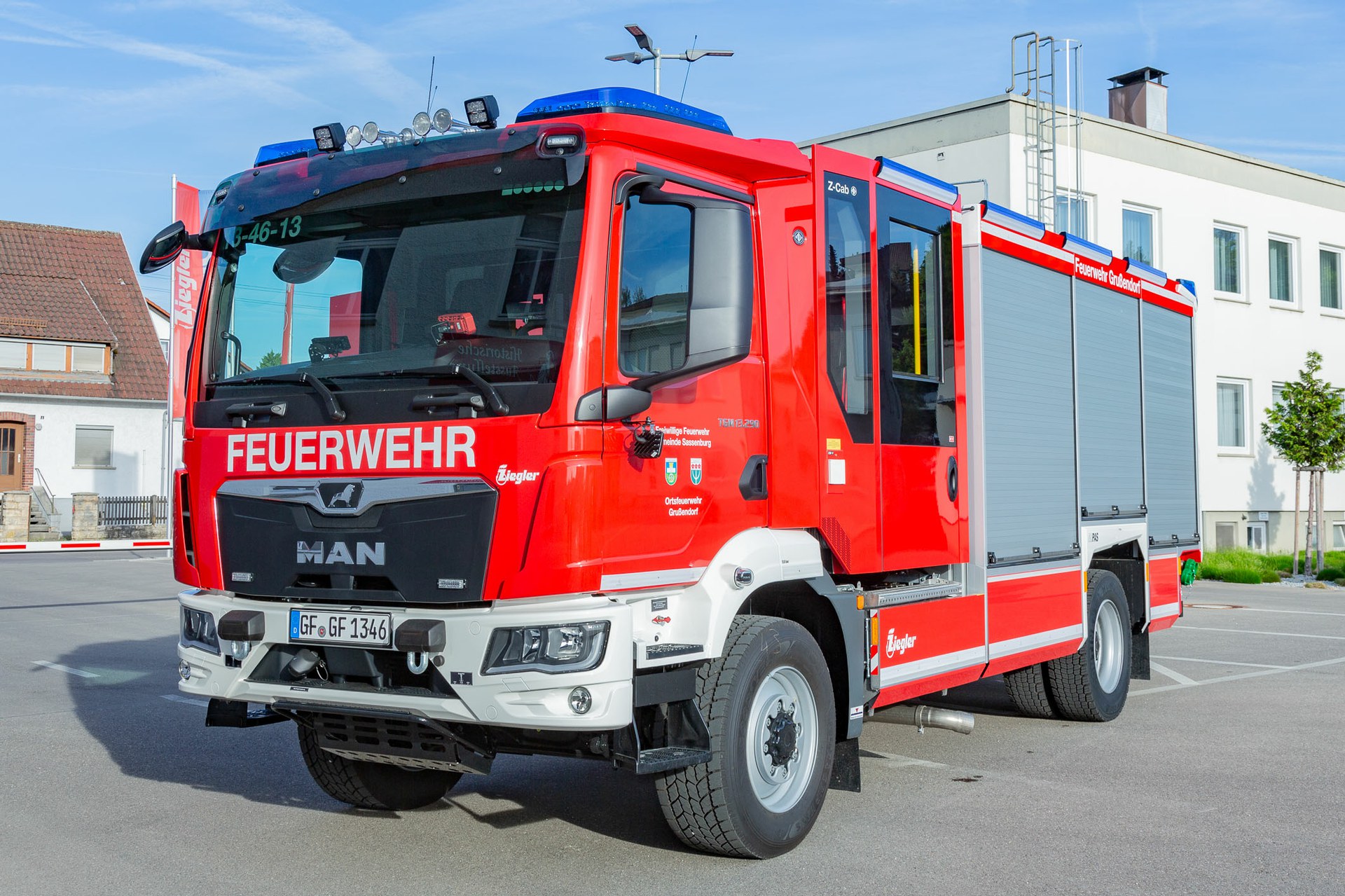 ZIEGLER HLF 10 an die FF Sassenburg, OF Grußendorf — ZIEGLER ...