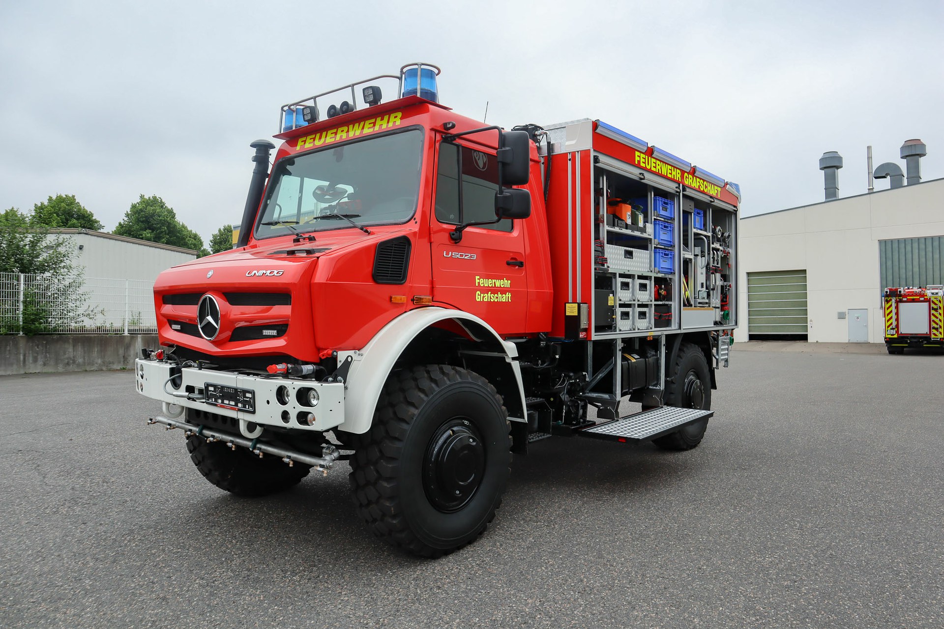 ZIEGLER TLF 3000 an die FF Grafschaft — ZIEGLER Feuerwehrfahrzeuge