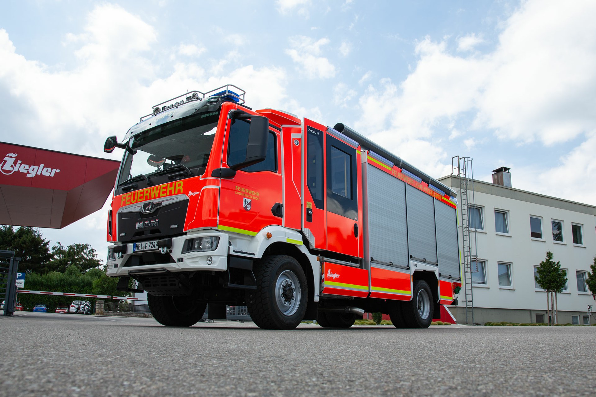 ZIEGLER LF 10 an die FF Lohe-Rickelshof — ZIEGLER Feuerwehrfahrzeuge