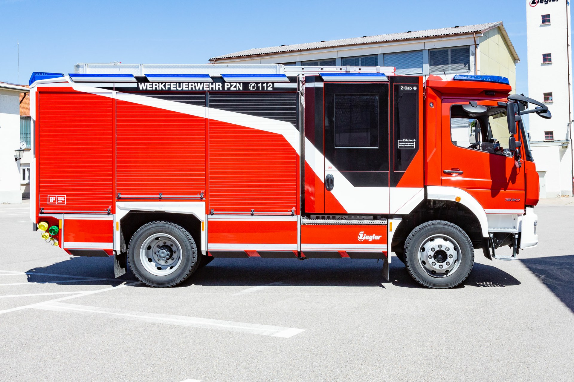 ZIEGLER HLF 10 an die WF des PZN Wiesloch — ZIEGLER Feuerwehrfahrzeuge