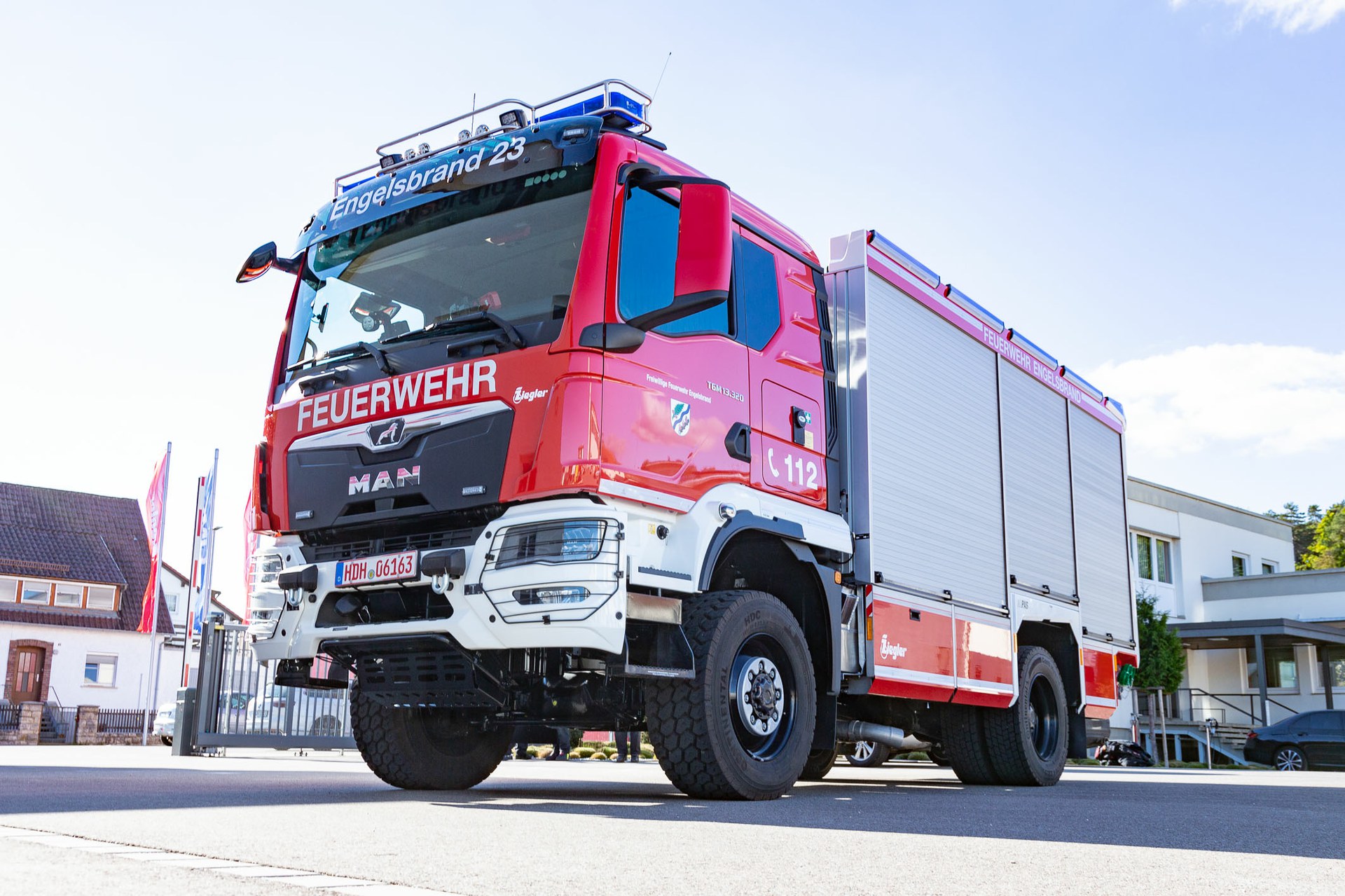 ZIEGLER TLF 3000 an die FF Engelsbrand — ZIEGLER Feuerwehrfahrzeuge