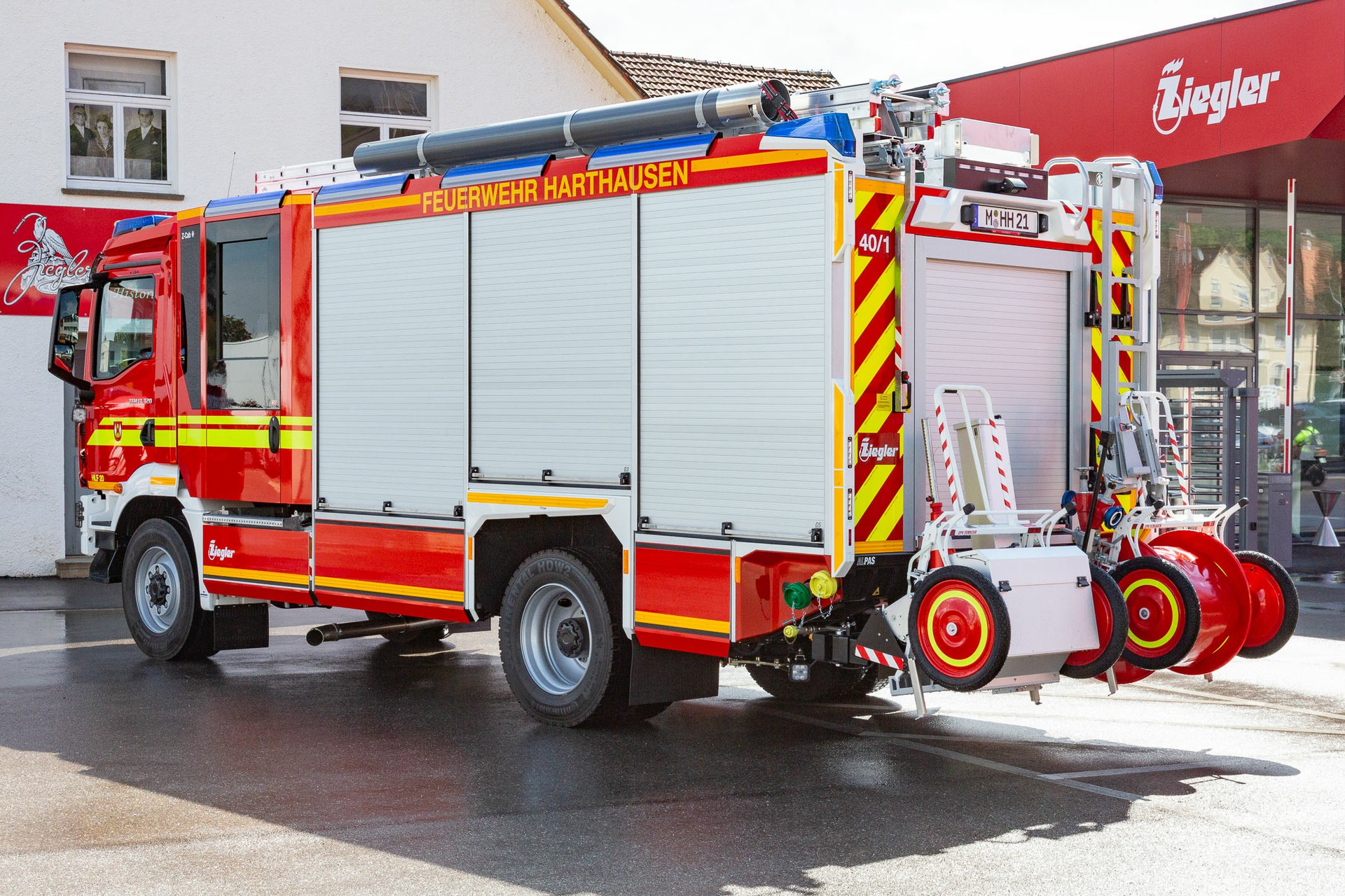 ZIEGLER HLF 20 an die FF Harthausen — ZIEGLER Feuerwehrfahrzeuge