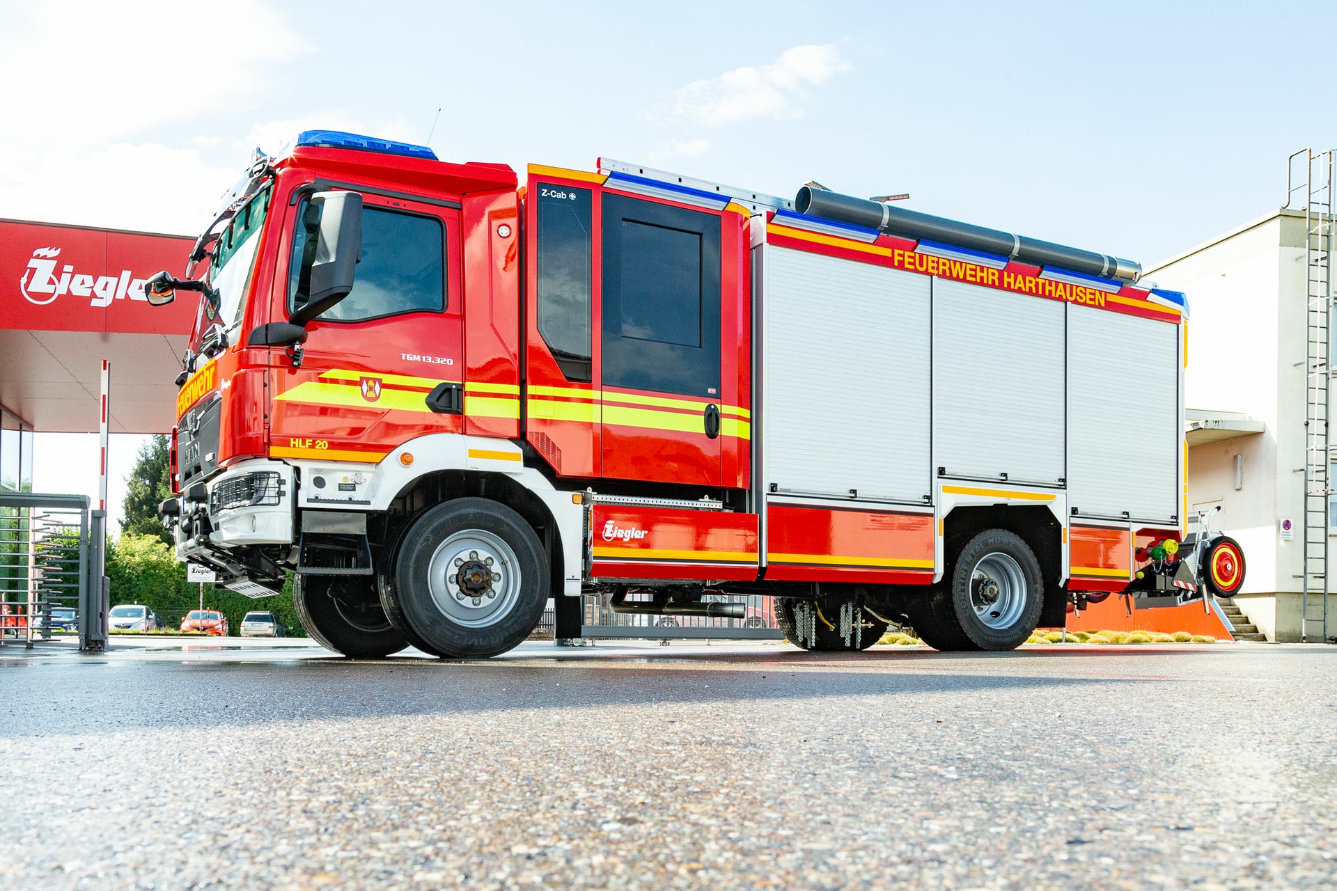 ZIEGLER HLF 20 an die FF Harthausen — ZIEGLER Feuerwehrfahrzeuge