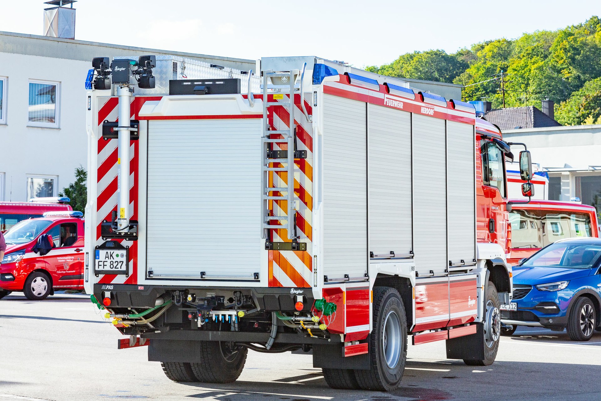 ZIEGLER TLF 4000 an die FF VG Daaden-Herdorf — ZIEGLER Feuerwehrfahrzeuge