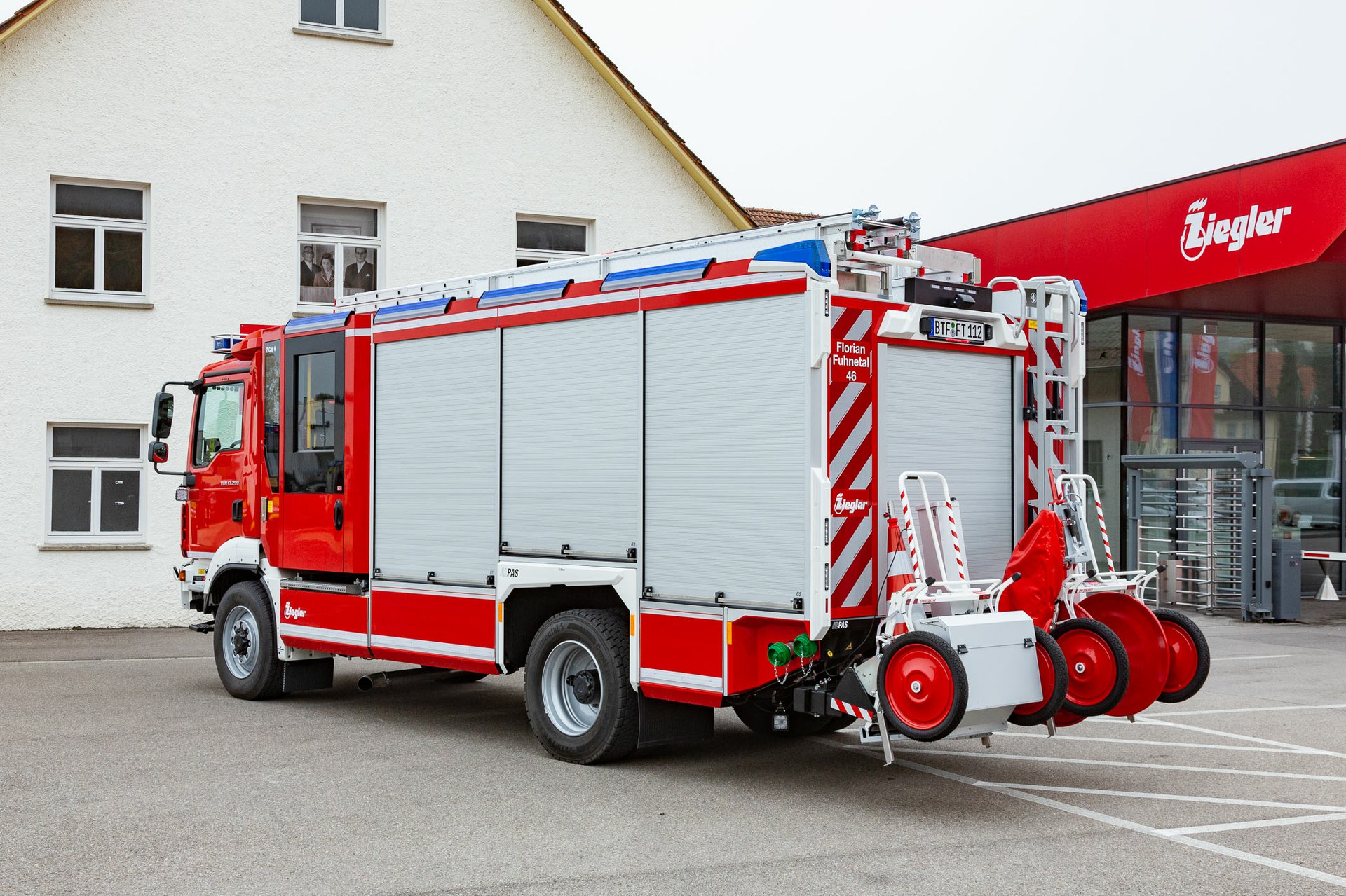 ZIEGLER HLF 20 an die FF Fuhnetal — ZIEGLER Feuerwehrfahrzeuge