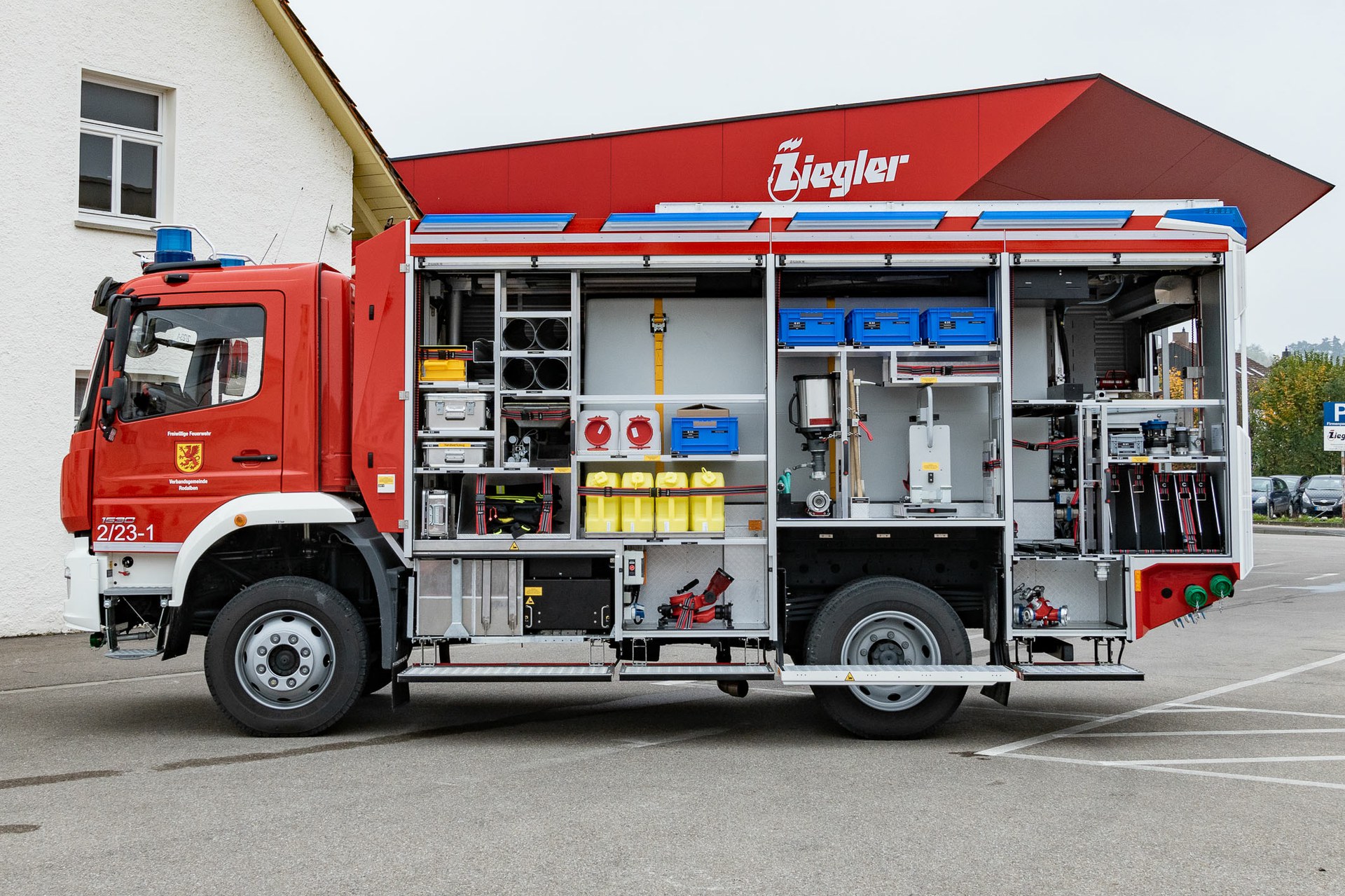 ZIEGLER TLF 3000 an die FF Rodalben — ZIEGLER Feuerwehrfahrzeuge