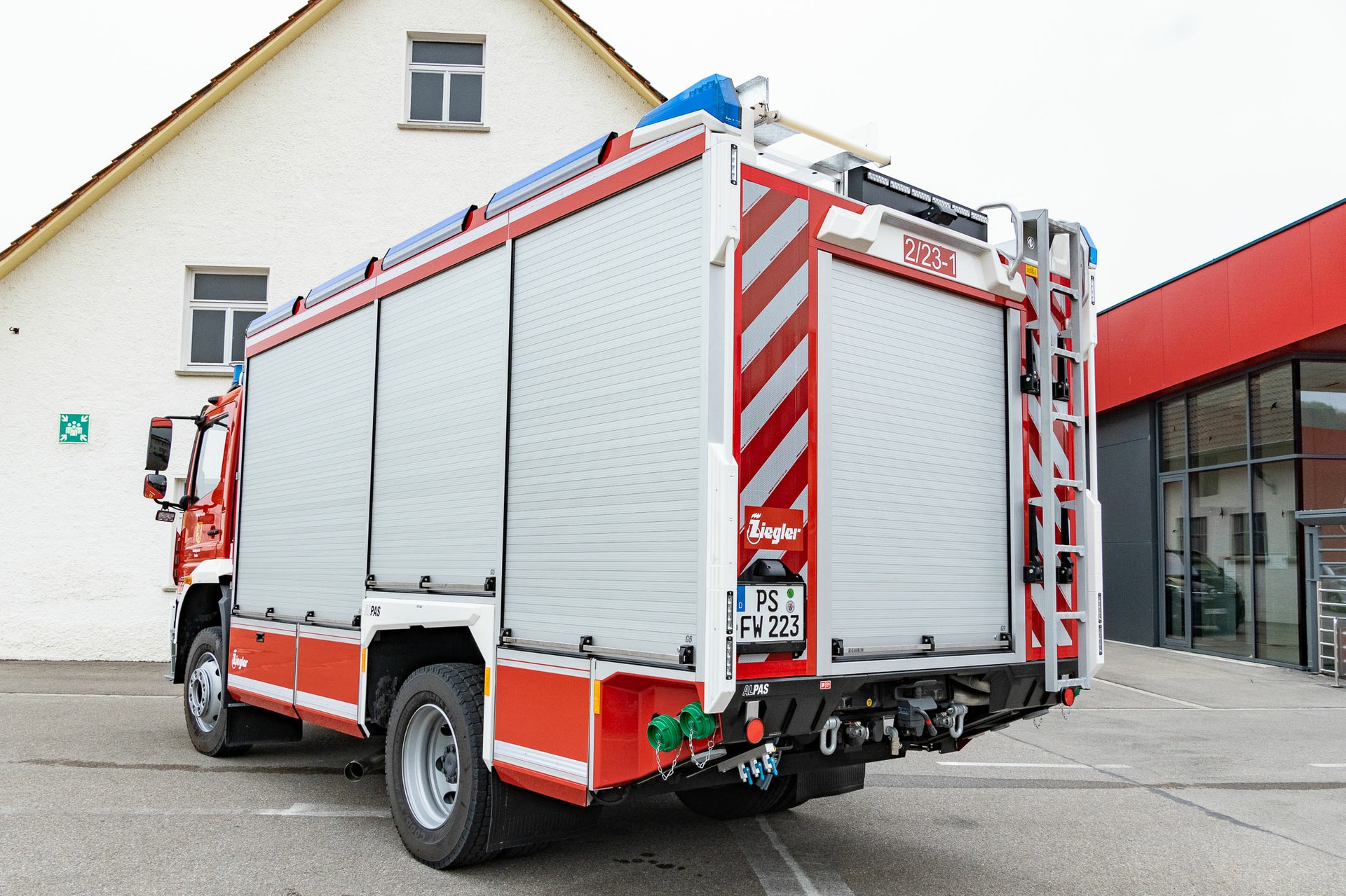 ZIEGLER TLF 3000 an die FF Rodalben — ZIEGLER Feuerwehrfahrzeuge