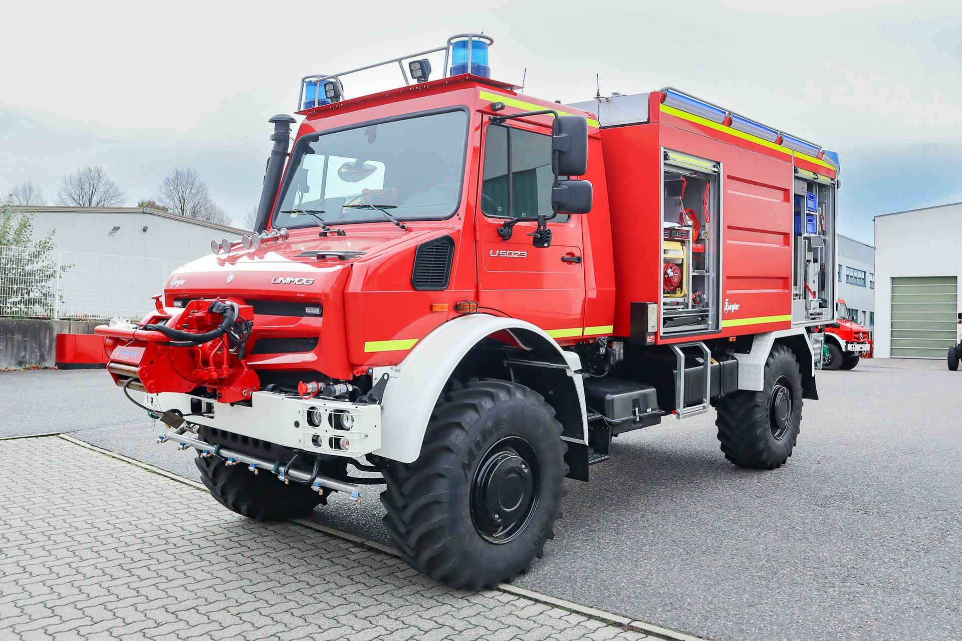 ZIEGLER TLF 3000 an die FF Düngstrup — ZIEGLER Feuerwehrfahrzeuge