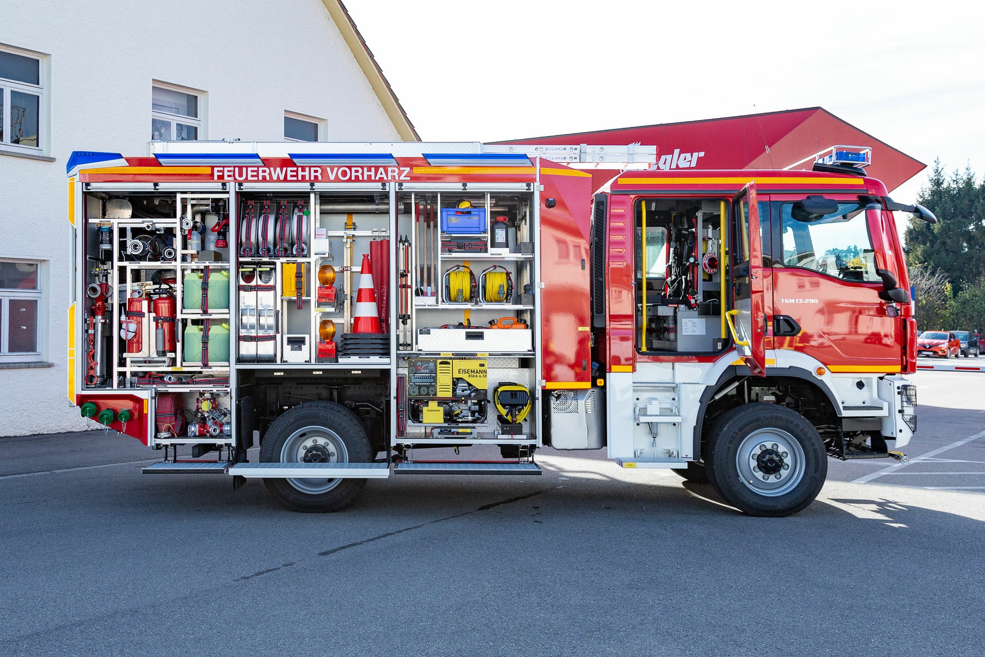 ZIEGLER TLF 3000 to the fire department of Vorharz — ZIEGLER Feuerwehrfahrzeuge