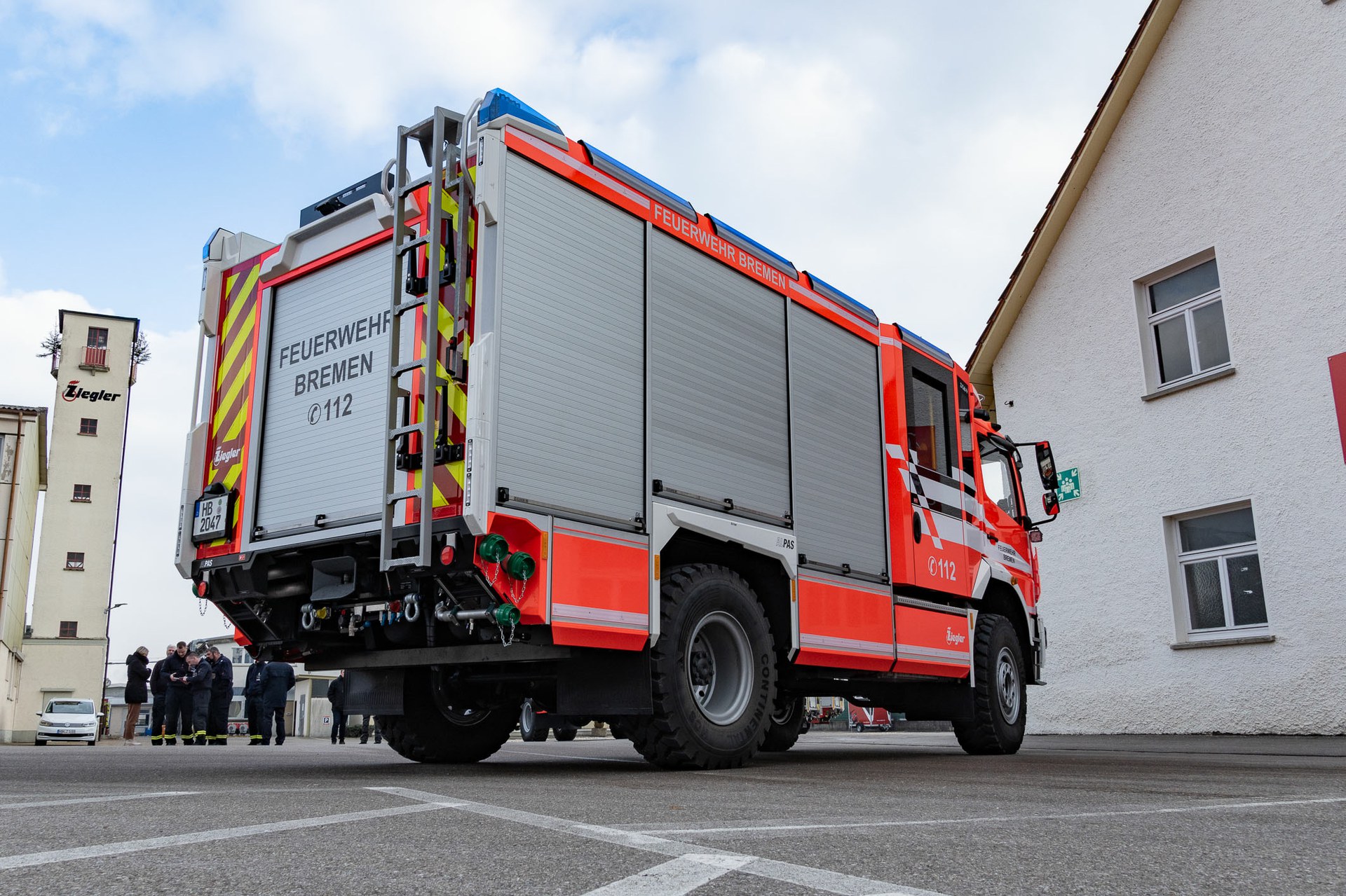 Zwei ZIEGLER LF 10 an die FF Bremen — ZIEGLER Feuerwehrfahrzeuge
