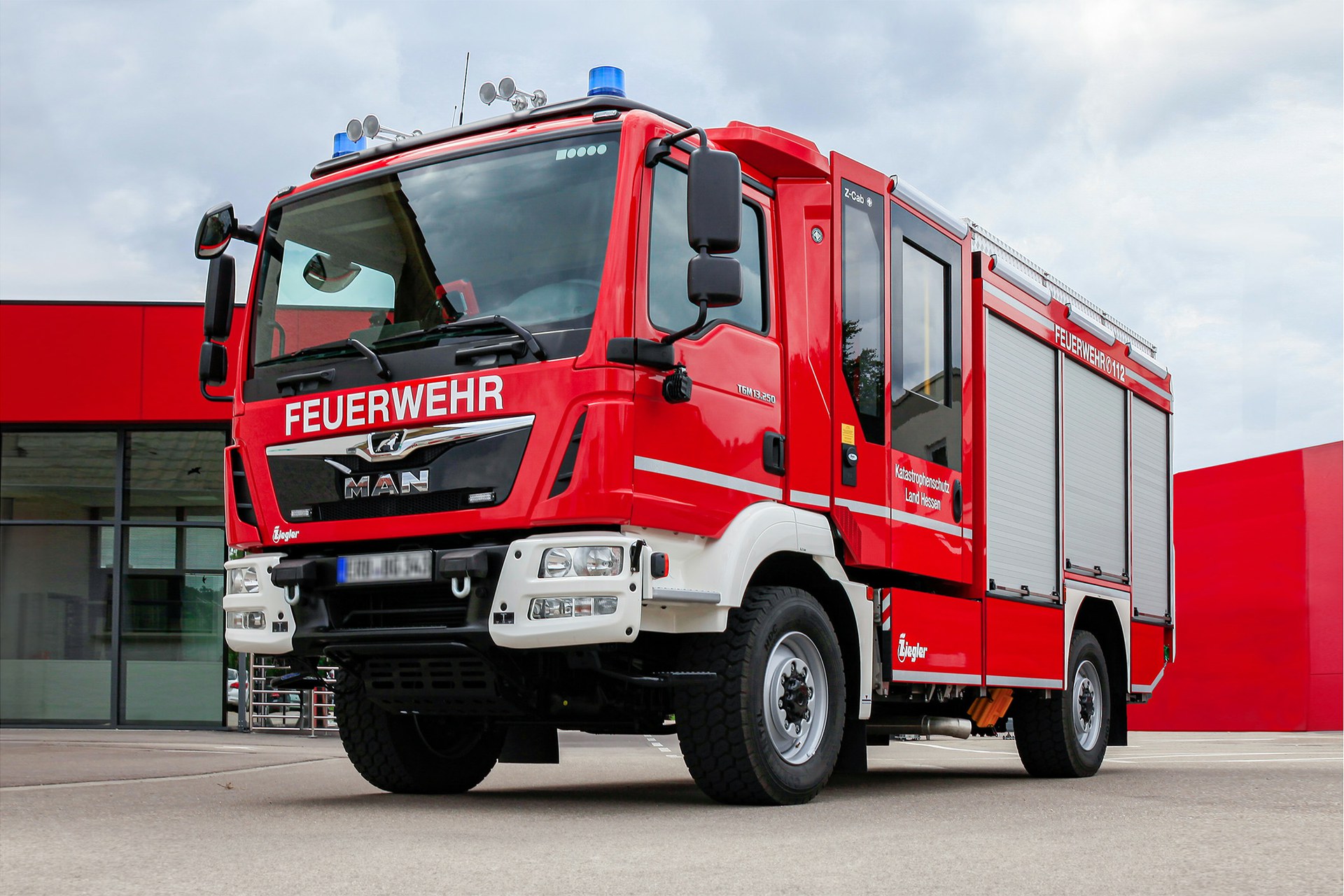 Zuschlag für bis zu 50 weitere LF 10 KatS für Hessen — ZIEGLER Feuerwehrfahrzeuge